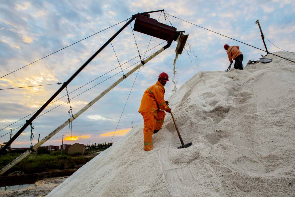 China acaba com o monopólio estatal mais antigo do mundo: o do sal